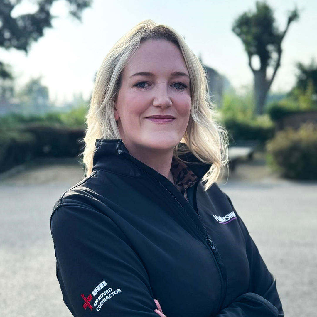 Lella Raw - Hawkesworth